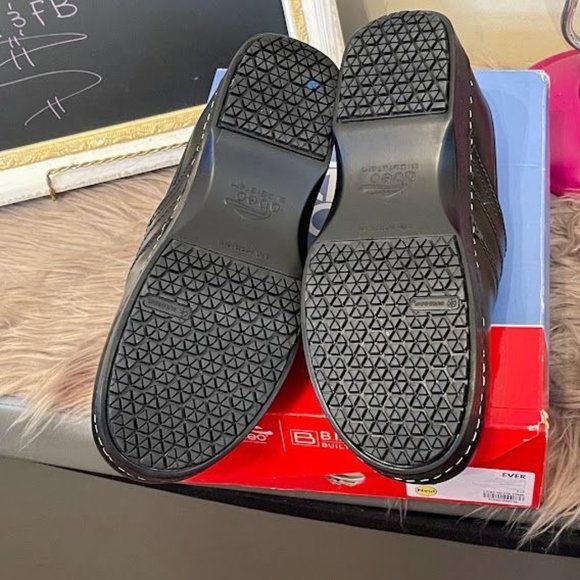 Abeo | Shoes | Womens Abeo Bio System Clogs | Poshmark